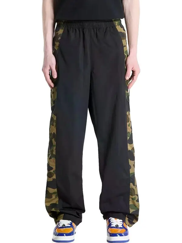 A BATHING APE 1st Camo Track Pants - Black