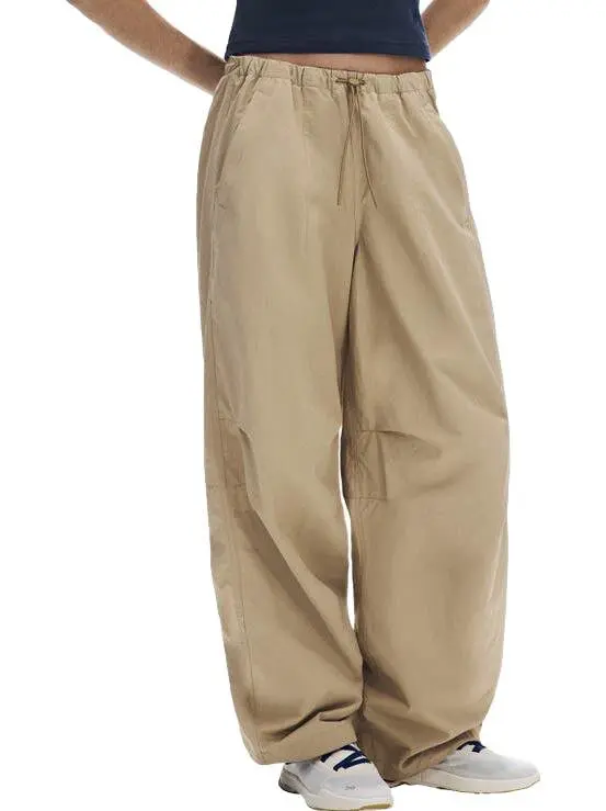 On X Zendaya Parachute Pants - Kasha