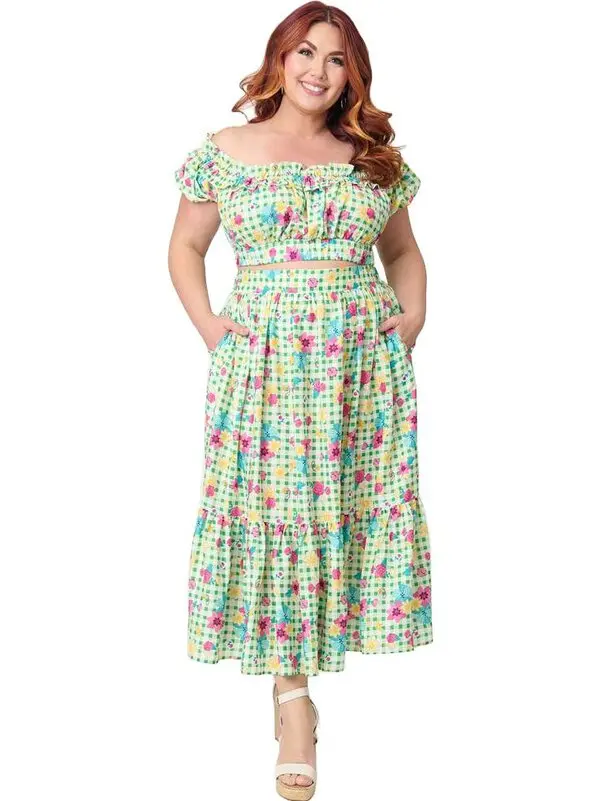Unique Vintage 1950s Tiered Midi Skirt - Green Gingham Print