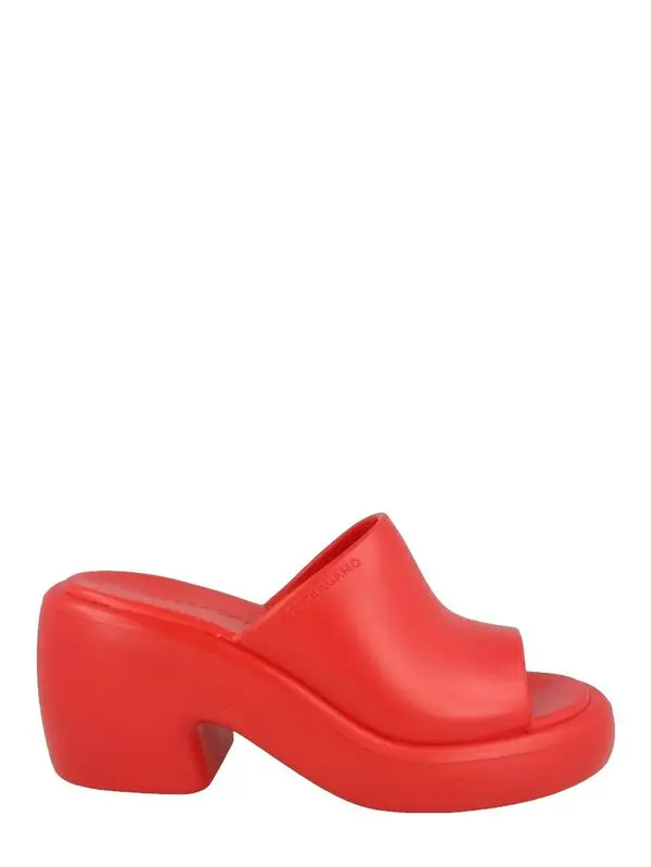 FERRAGAMO Deva Sandal - Red