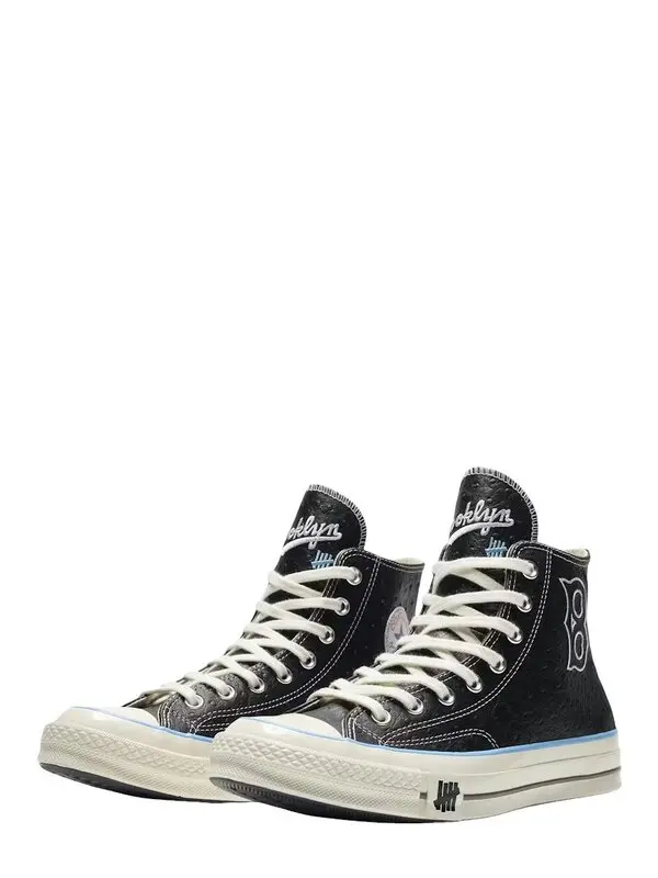 CONVERSE Chuck Taylor All Star Hi Sneakers - Black/egret