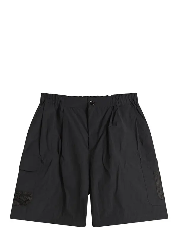 A KIND OF GUISE Quito Pleated Tech Shorts - Black Panther