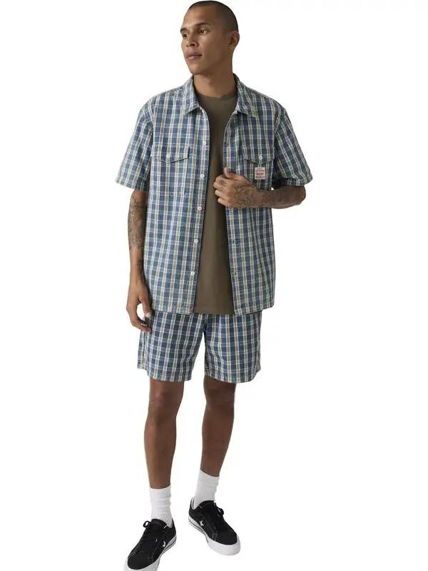 LEVI'S Regular Fit 7" Pull-on Work Shorts - Summer Check
