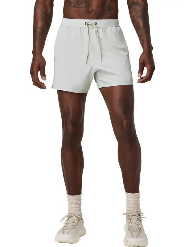 Vuori Course Shorts Unlined 5 - Moonstone