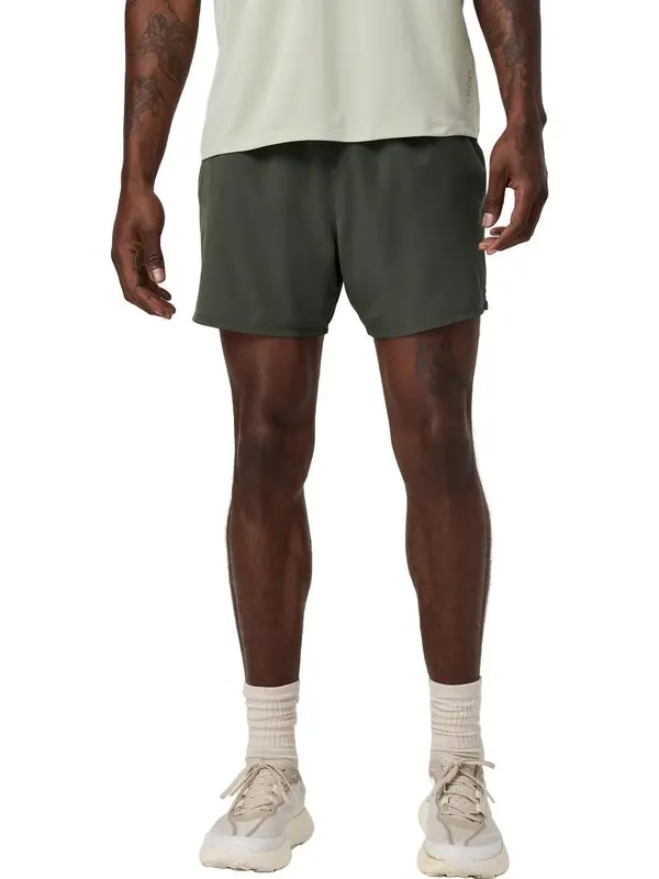 Vuori Course Shorts Unlined 5 - River Rock