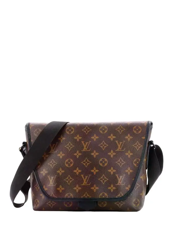 LOUIS VUITTON Magnetic Messenger Bag Macassar Monogram Canvas - Brown