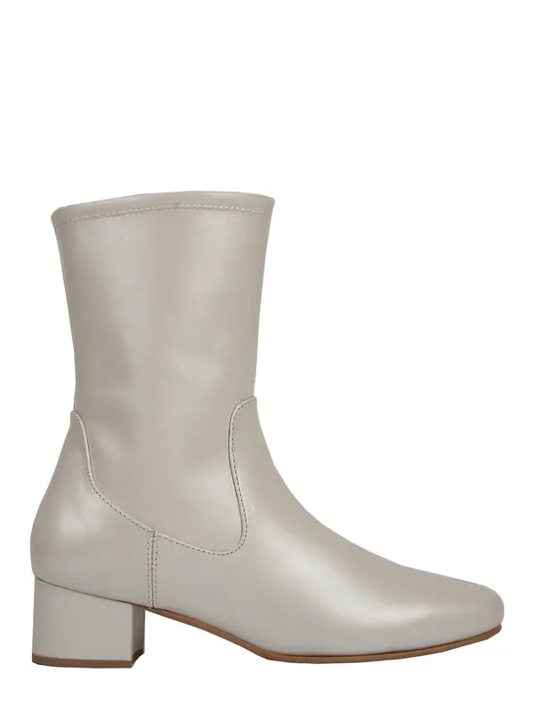 URBNKICKS Studio Fifty-four Pearl High Heel Boot - White