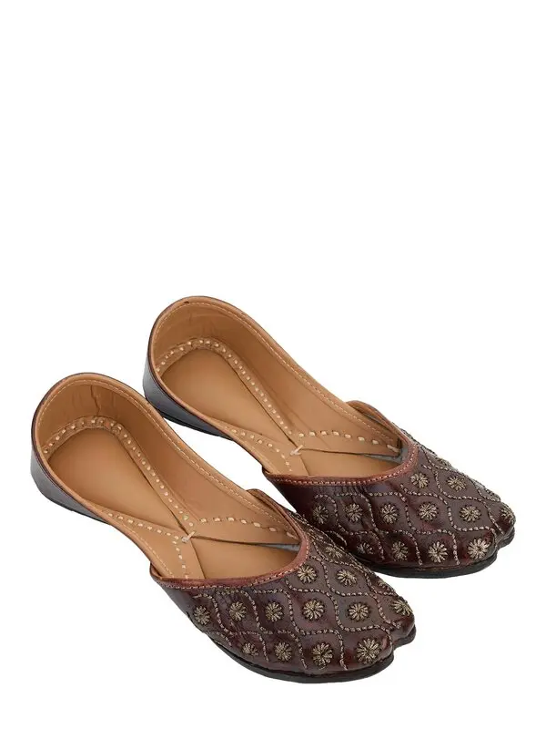 PODE Dhara Hand-embroidered Leather Flat Shoes - Brown