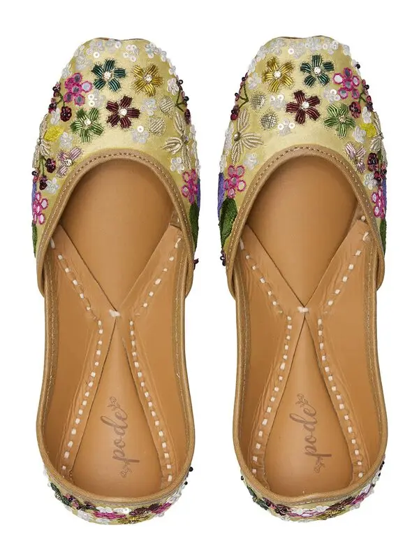 PODE Viva La Vida Hand-embroidered Flats - Gold