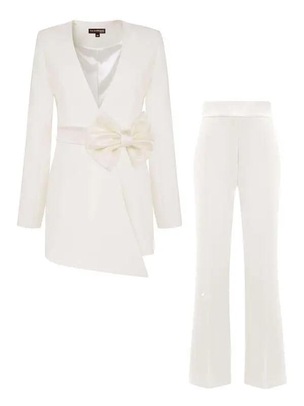 TIA DORRAINE Suit With Bow Belt - White