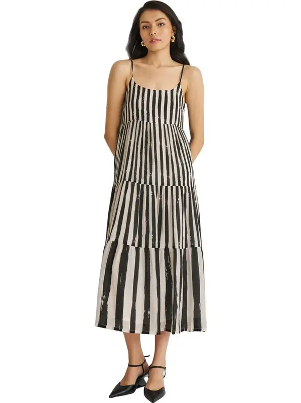 REISTOR Strappy Tiered Maxi Dress - Black/white