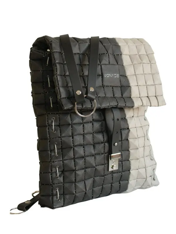 MONADE Regular Backpack - Black