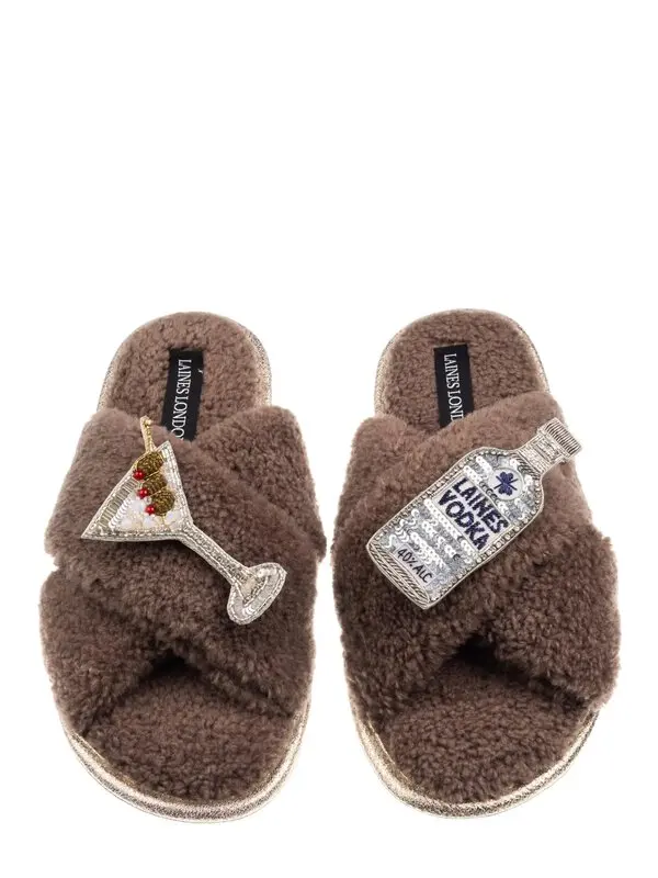LAINES LONDON Boucle Slippers With Brooches - Brown