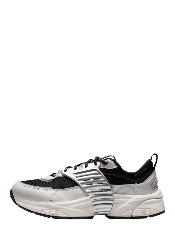 JORDAN Trunner O/s Athletic Shoes - Grey