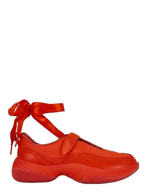 JORDAN Pointe Sneaker - Team Red  Pueblo Red & Deep Maroon