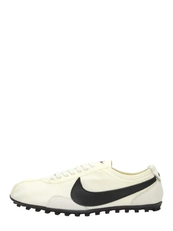 Nike Moon Racer Sneaker - Soft Pearl/black