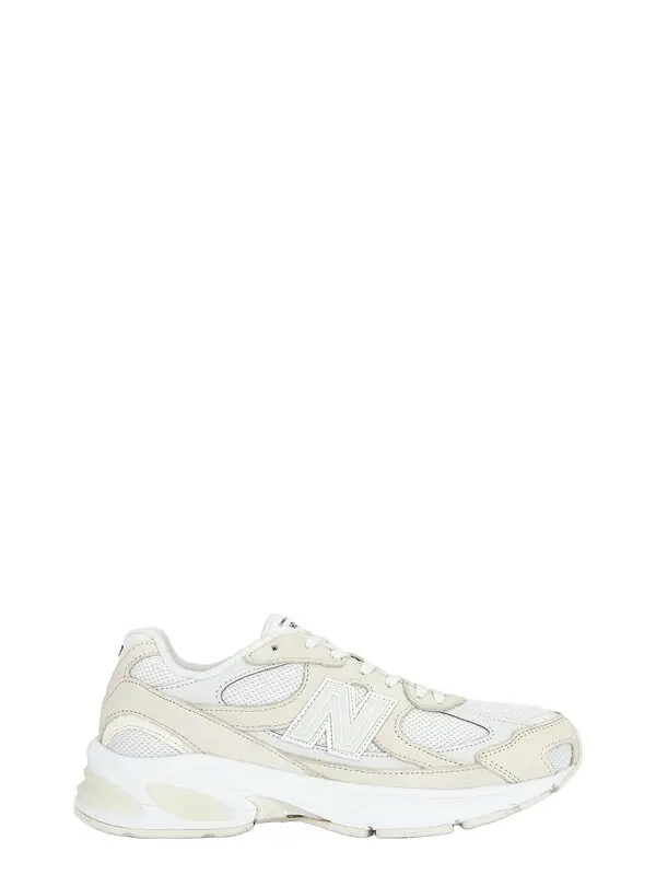 Comme Des Garçons X New Balance 2010v Athletic Sneakers - White