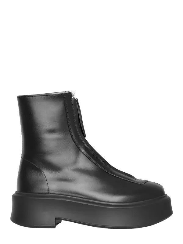 THE ROW Zipped 1 Leather Ankle Boots - Black