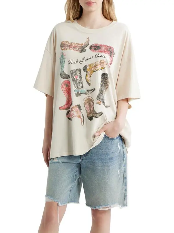 Daydreamer Kick Off Your Boots Graphic T-shirt - Dirty White