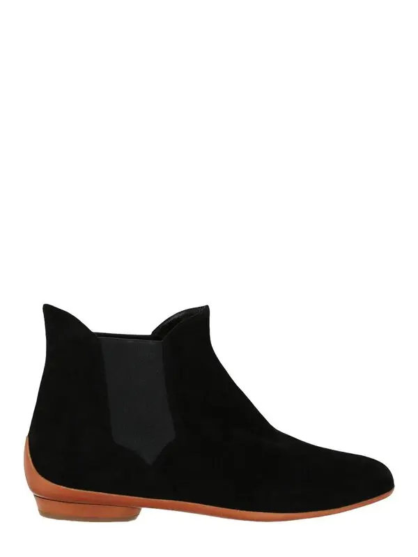 FERRAGAMO Montana Chelsea Bootie - Black