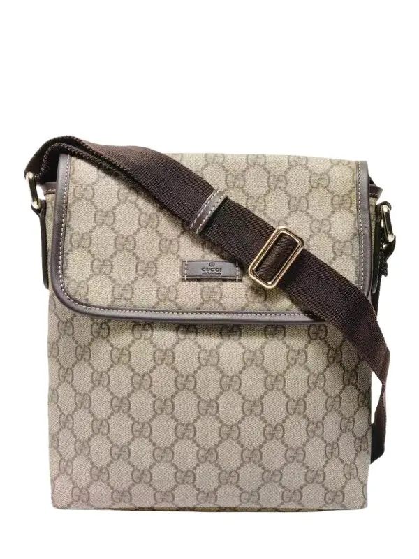 Gucci Gg Supreme Monogram Shoulder Bag - Neutrals