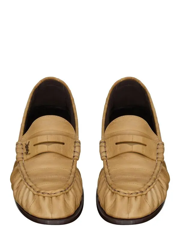 Saint Laurent Le Loafer Supple In Eel - Soft Beige