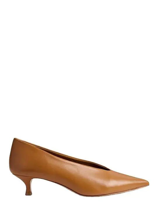 Le Monde Beryl Babouche Kitten Heel In Leather - Natural