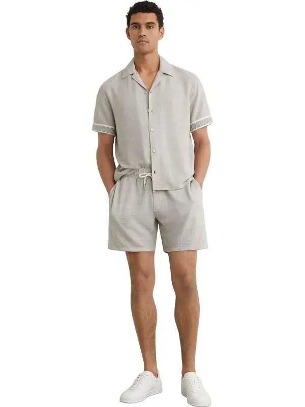 REISS Lowden Knitted Drawstring Shorts - White/black