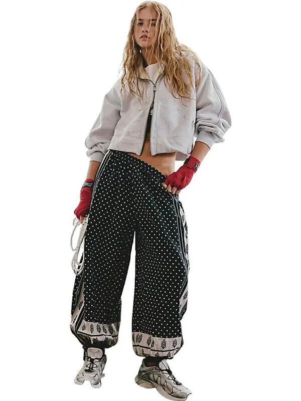 Free People Allover Dot Printed Balloon Pants - Buti Dot Border Black Combo