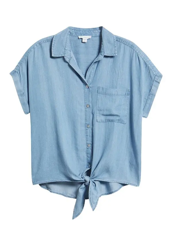 BEACHLUNCHLOUNGE Romi Tie Front Denim Shirt - Light Wash