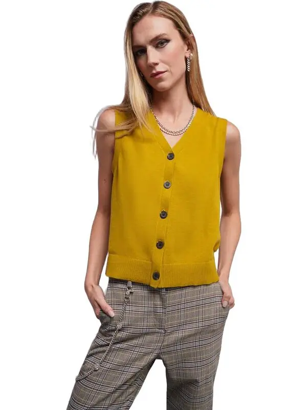 WILDFANG The Everyday Sweater Vest - Dijon