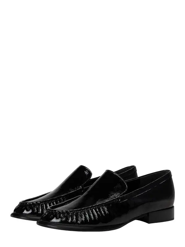 Vince Nora Loafers/moc Shoes Flat Shoes - Black