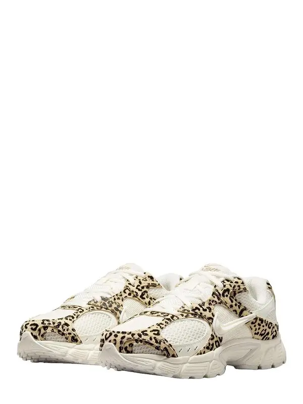 Nike V5 Rnr Athletic Sneakers - Sail/sail/hemp