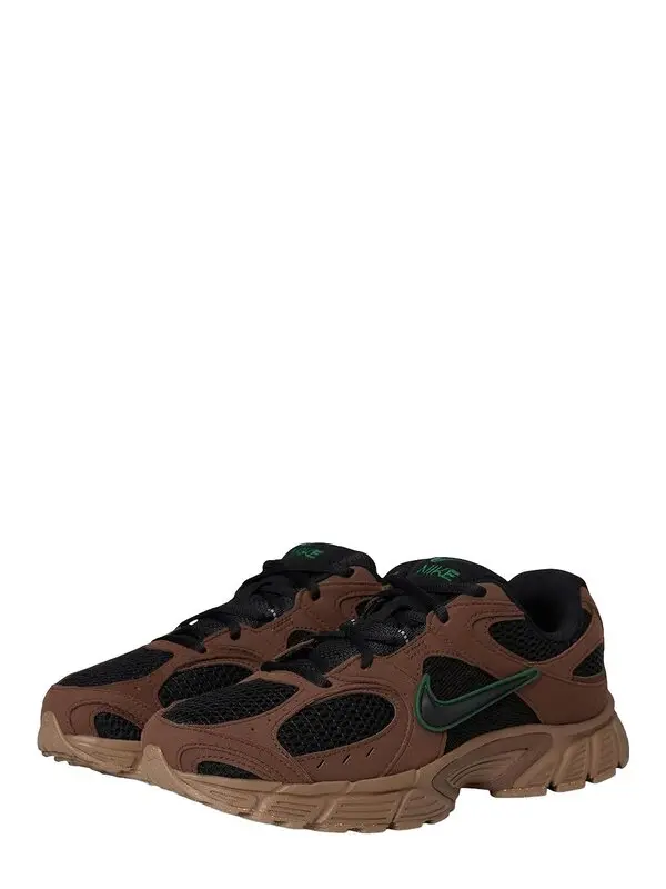 Nike V5 Rnr Athletic Sneakers - Black