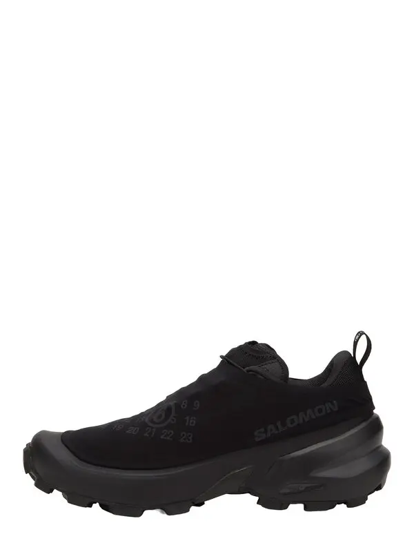 MAISON MARGIELA X Salomon Cross Dust Sneaker - Black/asphalt
