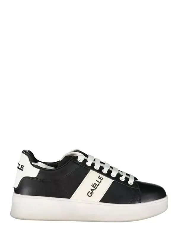 GAELLE PARIS Gaelle Logo-print Lace-up Sneakers - Black