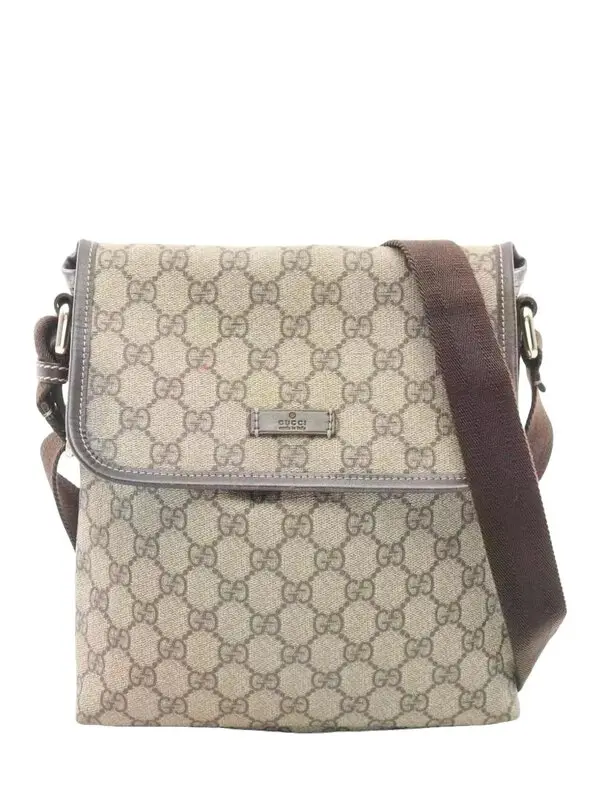 Gucci Gg Supreme Monogram Shoulder Bag - Neutrals