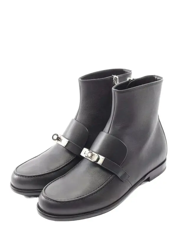 Hermès Kelly Buckled Ankle Boots - Black