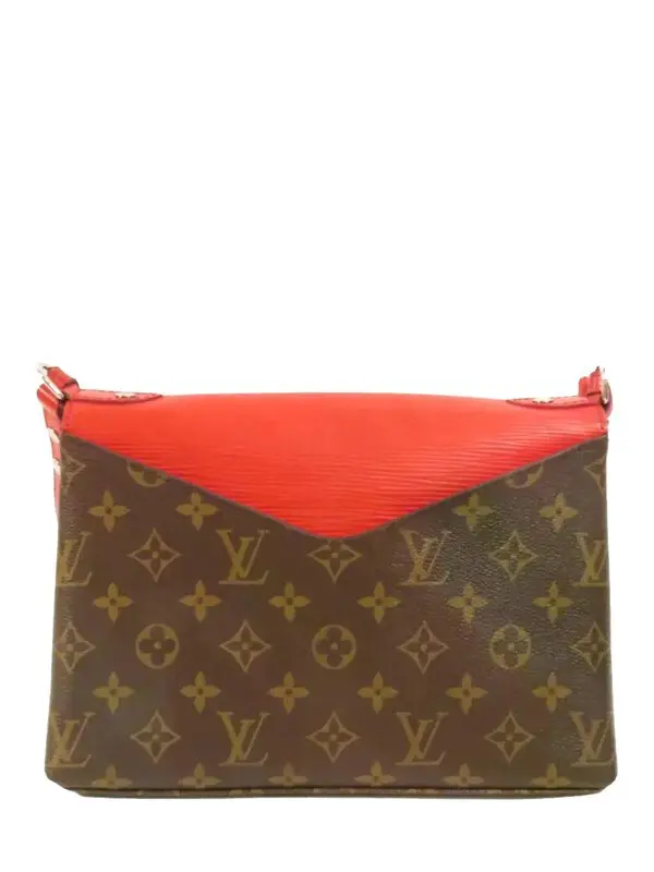 LOUIS VUITTON Saint Michel Monogram Shoulder Bag - Brown