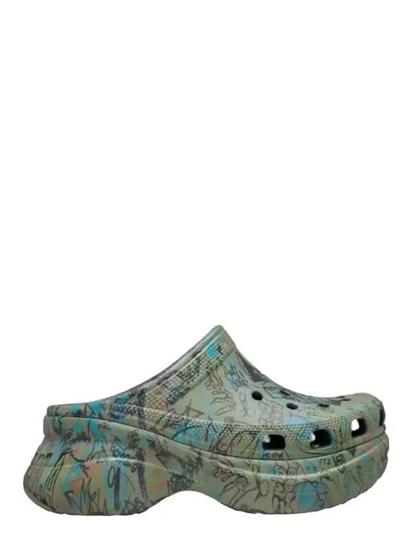 CROCS Classic Bae Graffiti Clogs - Green