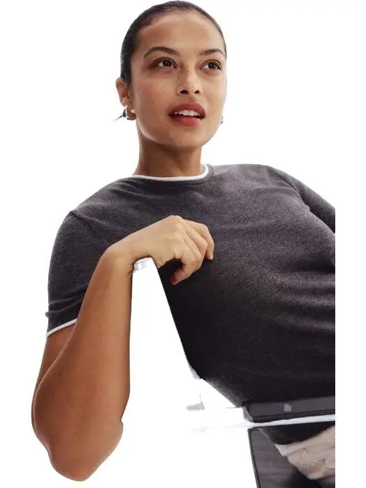 H&m Fine-knit Short-sleeved Top With Contrast Piping - Dark Gray