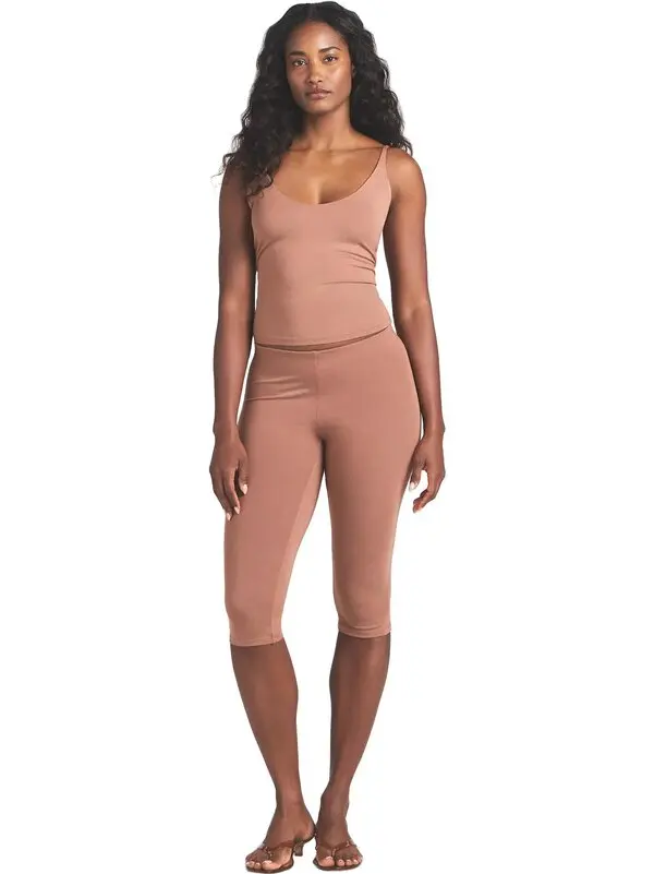 SKIMS Scoop Neck Cami Top - Nutmeg