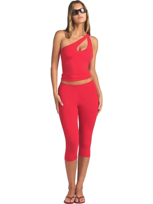 SKIMS High Waisted Capri - Carmine