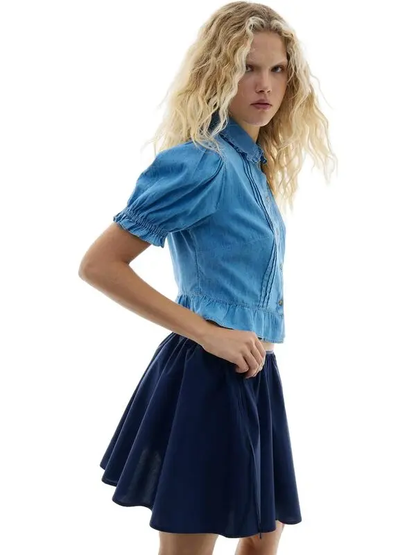 H&m Denim Blouse With Ruffle Trim And Puff Sleeves - Light Denim Blue