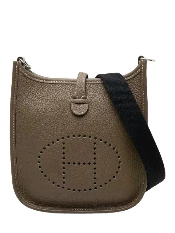 Hermès Evelyne 16 Amazone Crossbody Bag - Brown