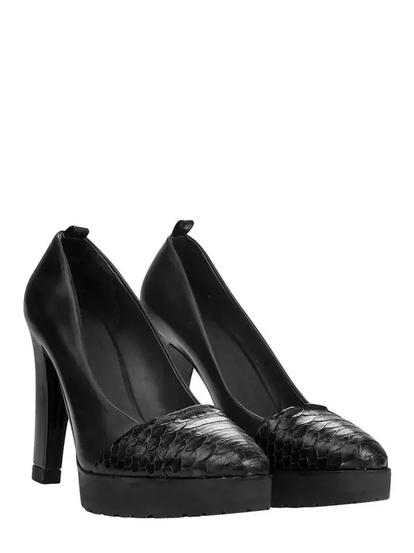 Brunello Cucinelli Platform Pumps - Black