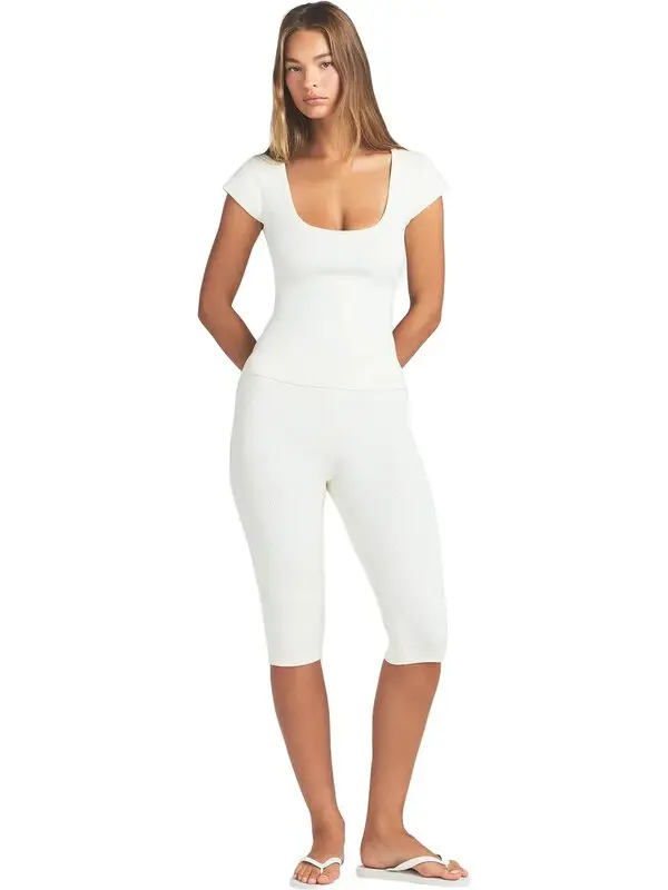 SKIMS Refined Knit Scoop Neck Top With Cap Sleeves - Egret