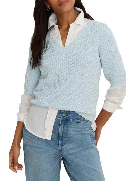 NIC+ZOE Scalloped Trim Textured V-neck Sweater - Crystal