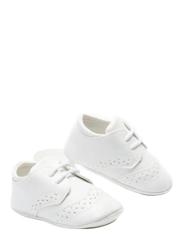 MOUSTACHE Classic Brogue Shoes - White
