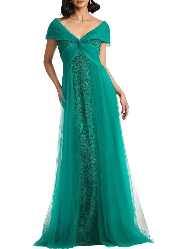 Tadashi Shoji Lace And Tulle Gown - Emerald